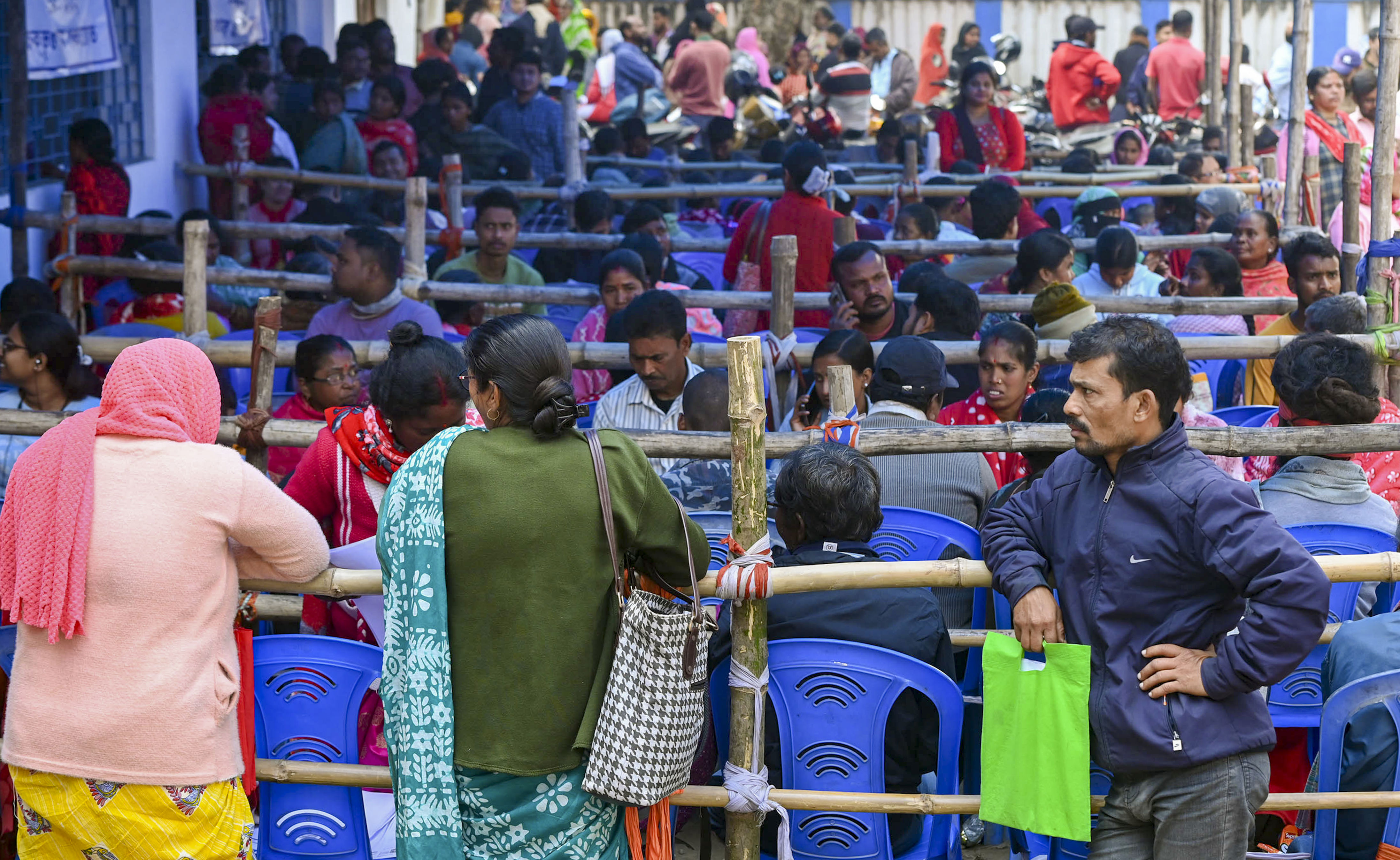Bengal: Cloud over meeting SC deadline for issuing list of names ...