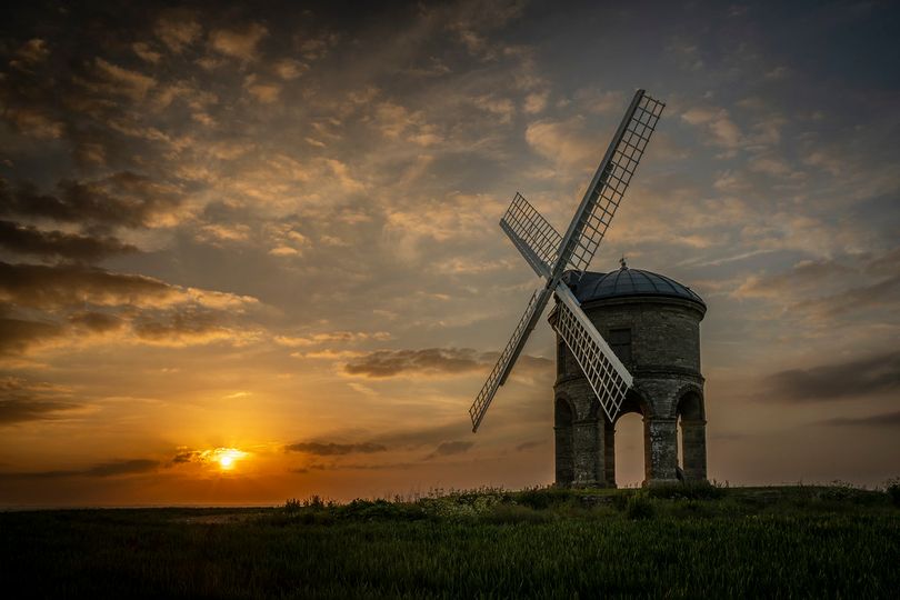 The Warwickshire 'best value for money' town that's an easy 30-minute ...