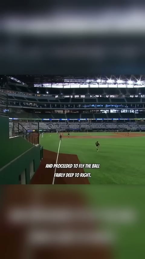 The Time a Third Basemen Made a Catch at The Right Field Fence
