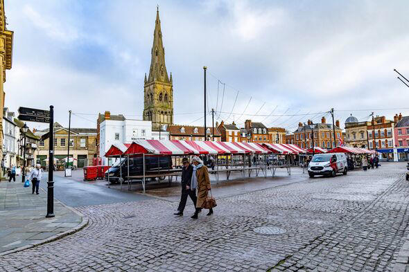 The once-thriving UK town losing all its best shops - 'cemeteries have ...
