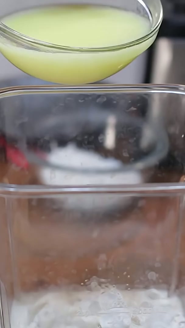 Easy impossible coconut pie made in a blender!