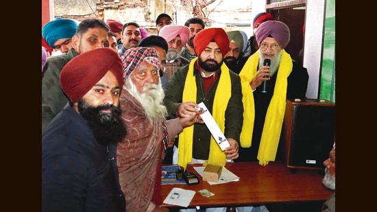 Punjab ministers hit the ground to roll out Mukh Mantri Sehat Yojana