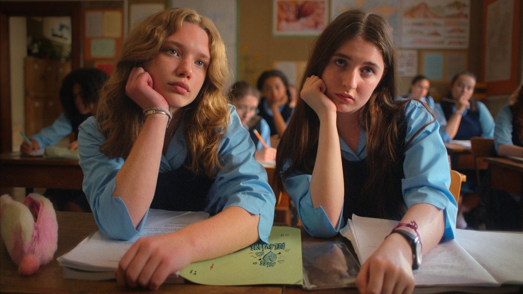 'Extra Geography' review: Molly Manners' delightful female friendship ...
