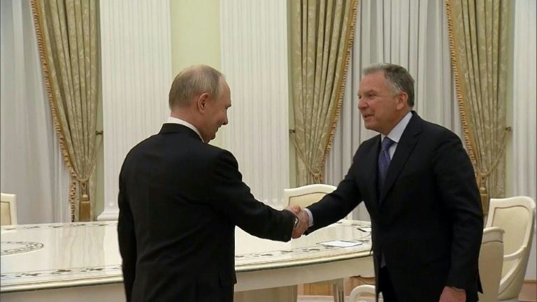 Ukrainiens, Russes et Américains reprennent leurs discussions inédites ...