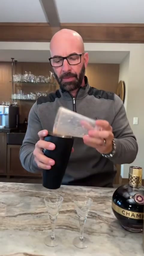 The perfect chocolate liqueur shot