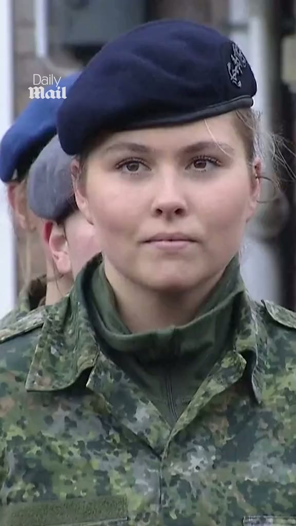 Dutch queen in tears as daughter secures military rank