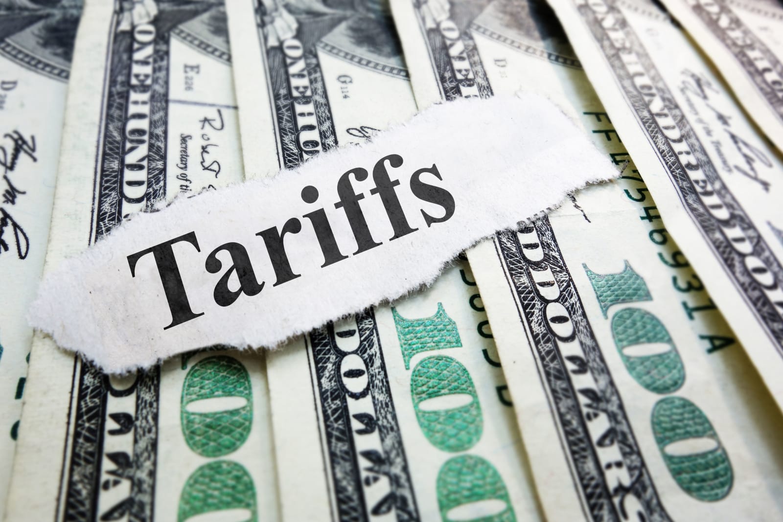 Crypto market update: Trump’s tariff threats trigger US$875 million ...