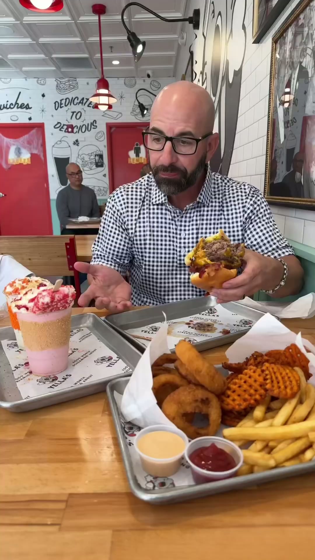 Trying the double cowboy burger from Yella’s 🍔