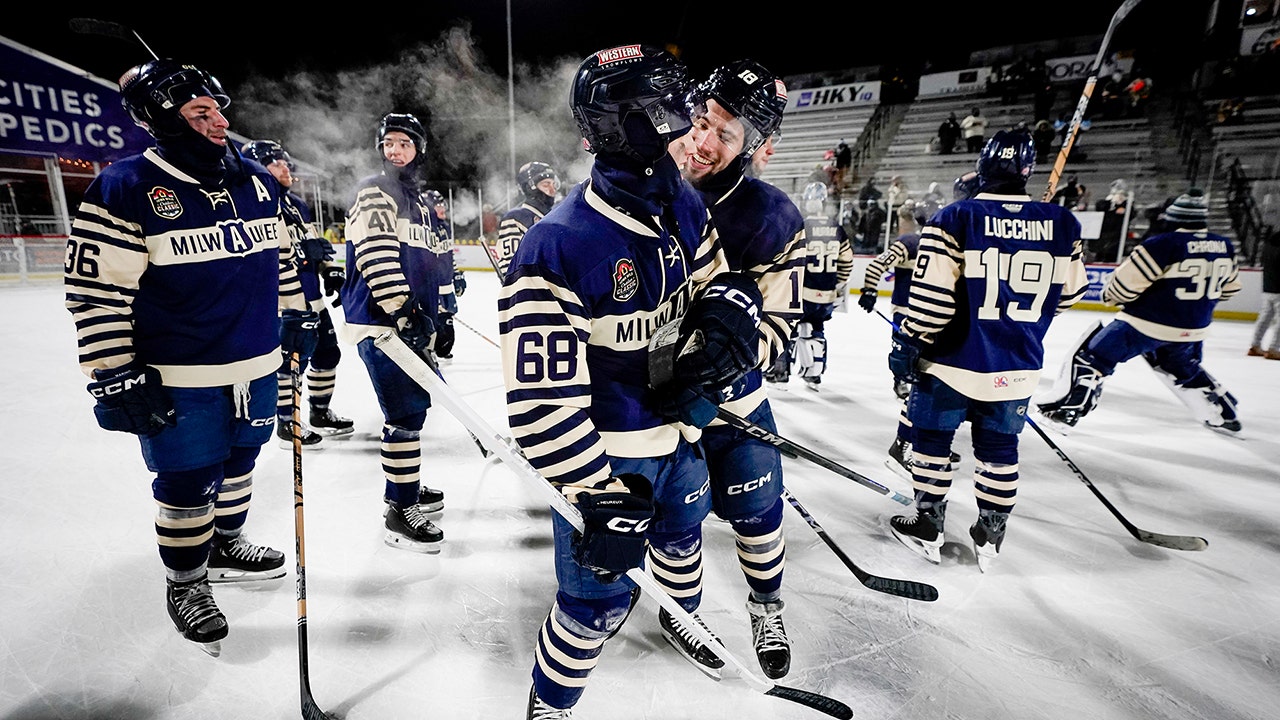 Milwaukee Admirals beat Wild, coldest game in AHL history