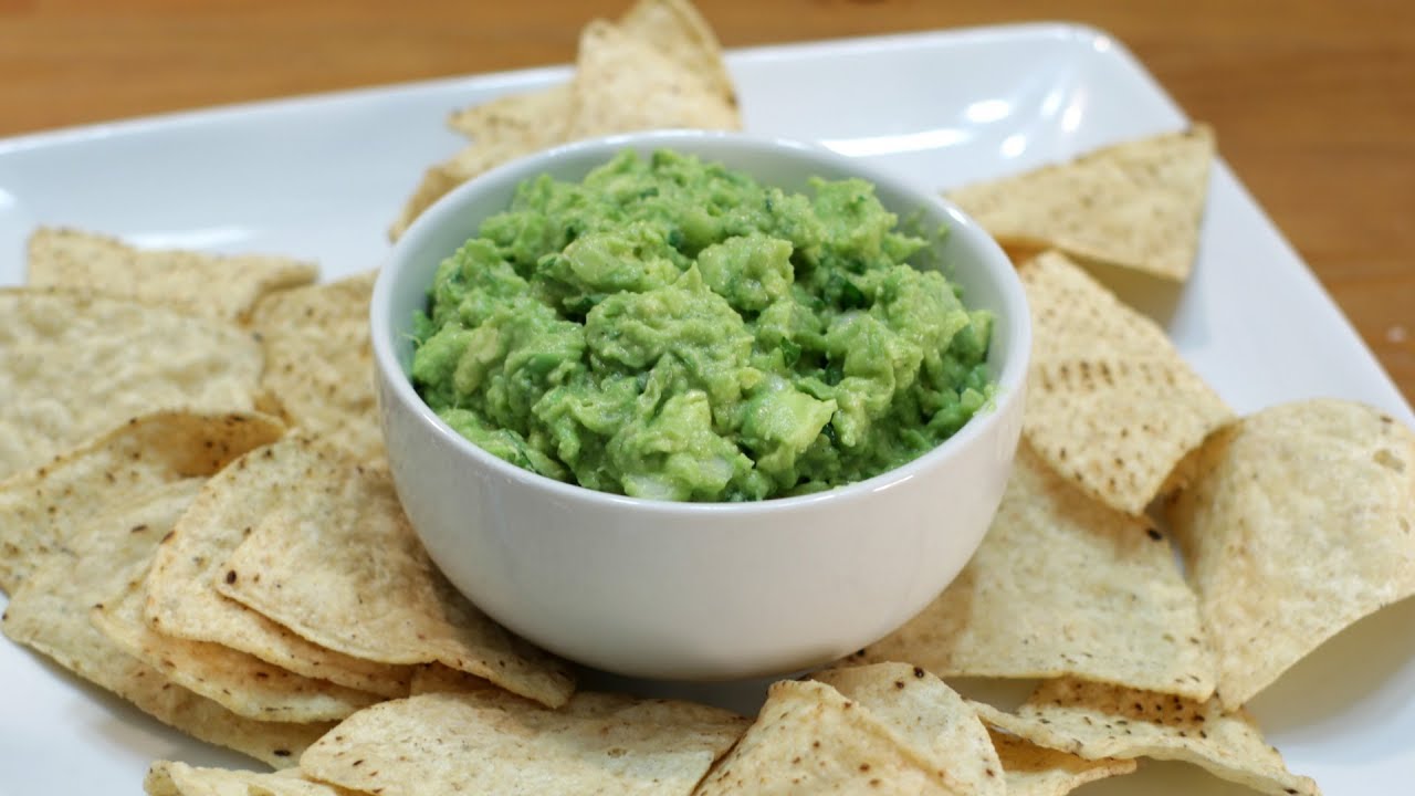 How to make guacamole | Easy amazing avocado dip recipe
