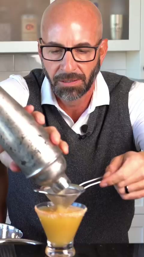 How to make an apple cider margarita! 🍏 #shorts