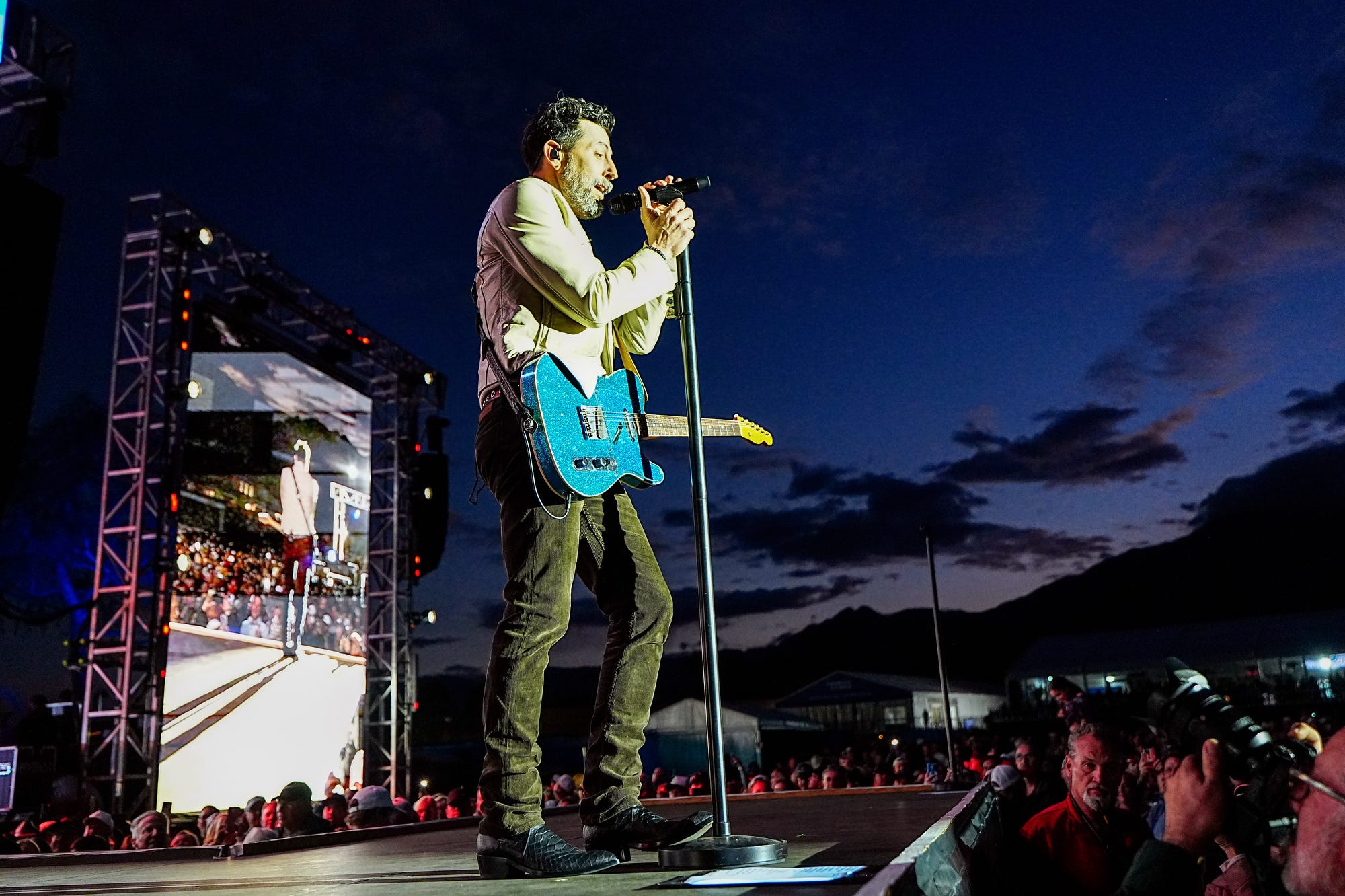 Everything Old Dominion band played at the American Express