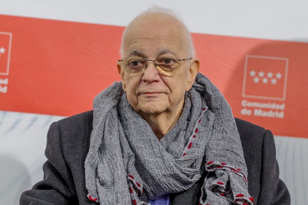 Miguel Ángel Moncholi, la voz histórica del periodismo taurino, fallece ...