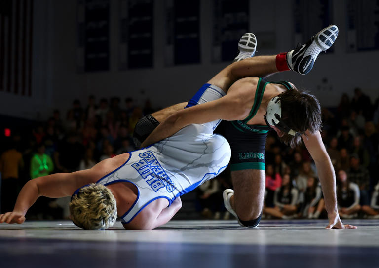 Wrestling photos: Warren Hills vs. North Hunterdon, Jan. 23, 2026