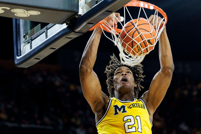 Photos: Michigan basketball rolls Ohio State, honors Trey Burke