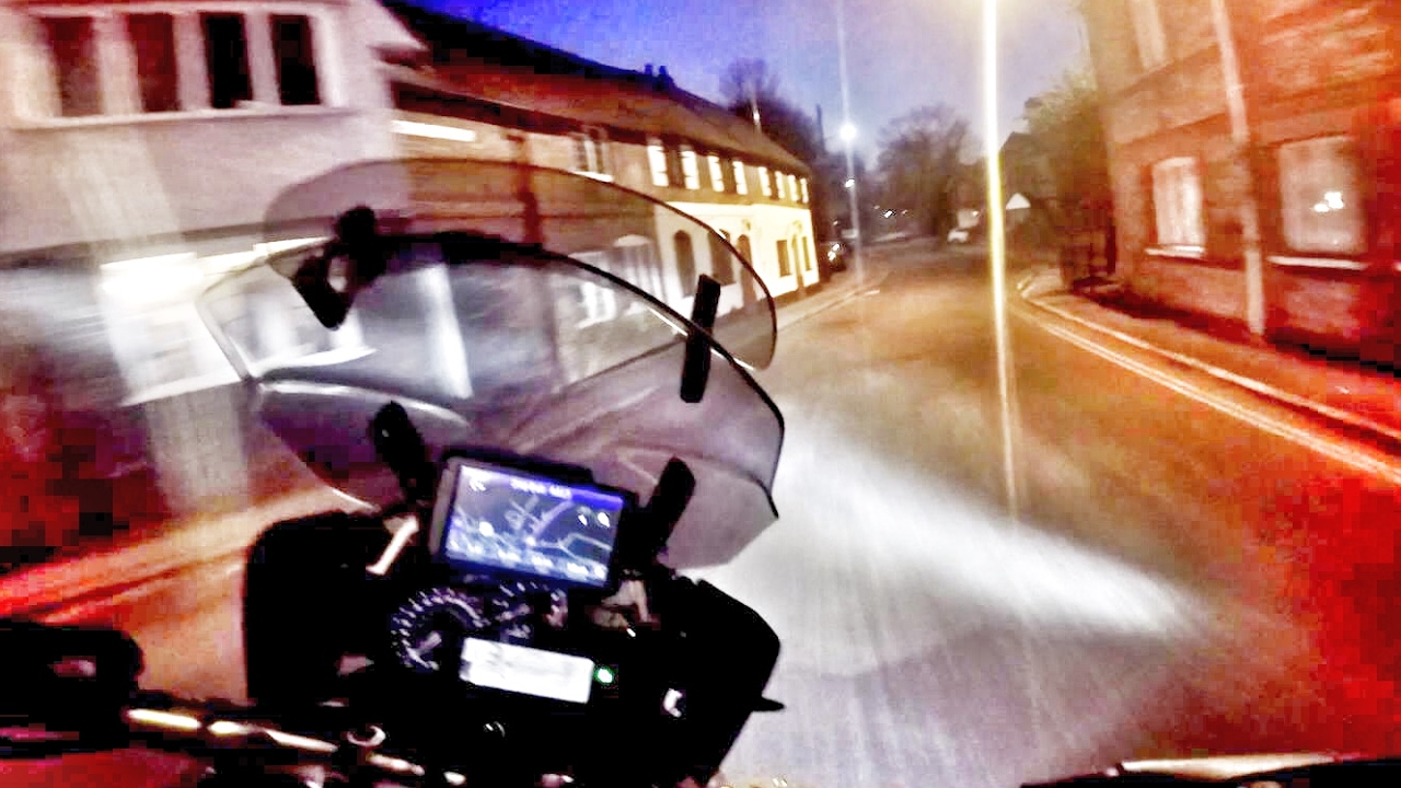 Motorcycle auxiliary lights test