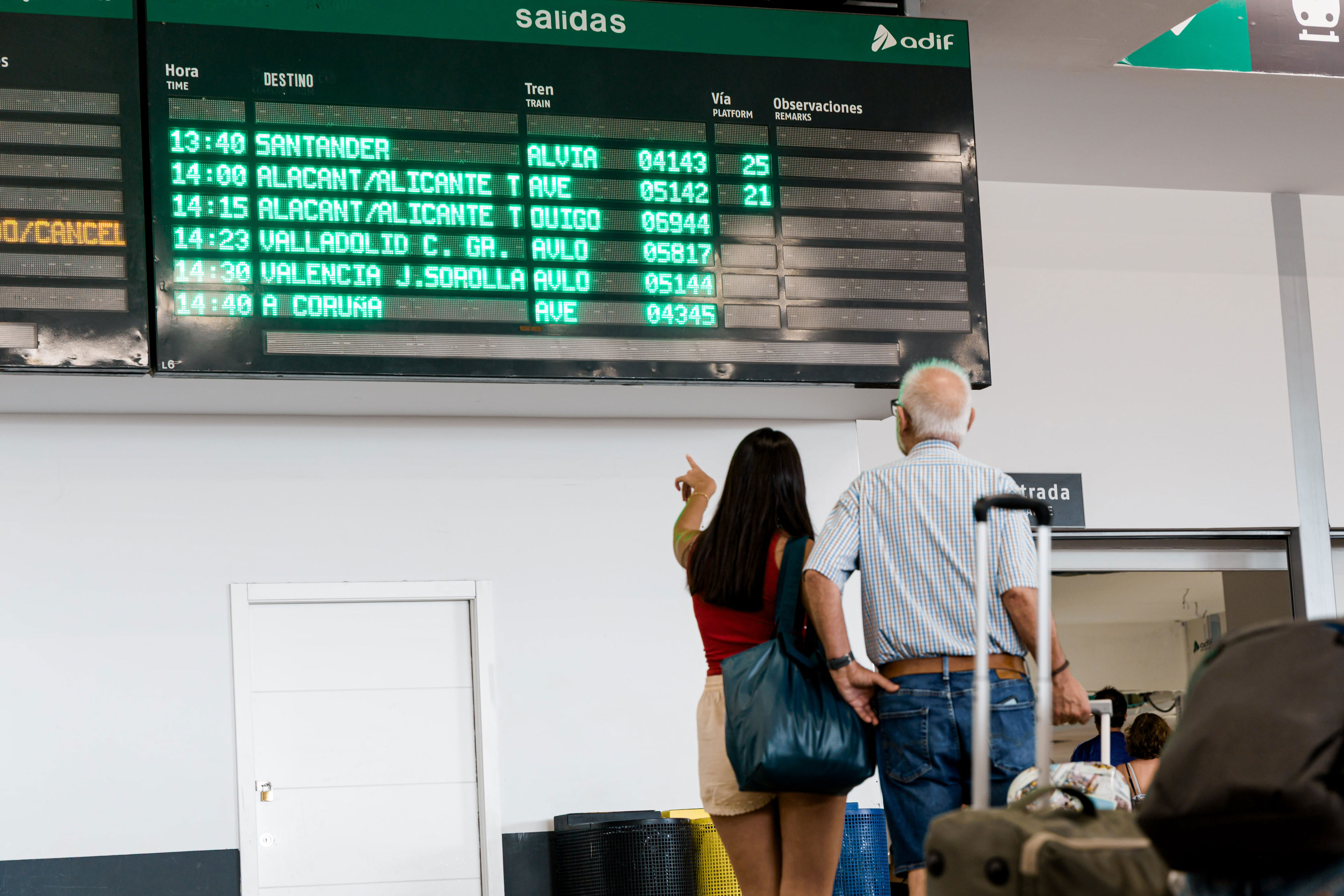 Retrasos en la alta velocidad ferroviaria entre Madrid y Galicia a ...
