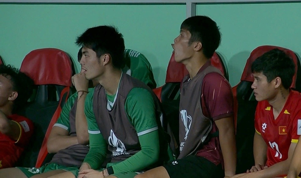 Biểu cảm 'mắt chữ A, mồm chữ O' của Quốc Việt phủ sóng mạng xã hội