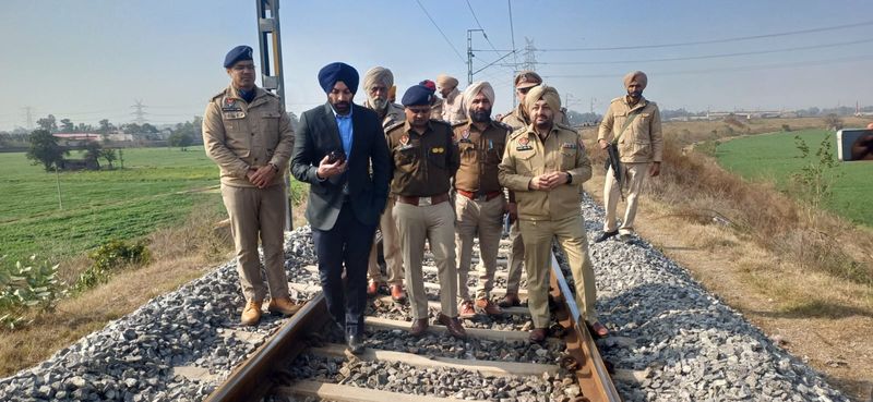 Blast on railway track near Punjab's Sirhind damages 600-metre stretch ...