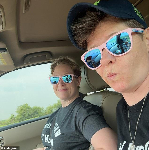 FBI agent probing shooting of Renee Good quits after 'chiefs pressured ...