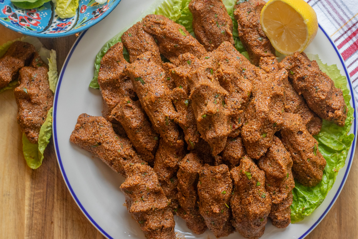 Vegetarian cig kofte