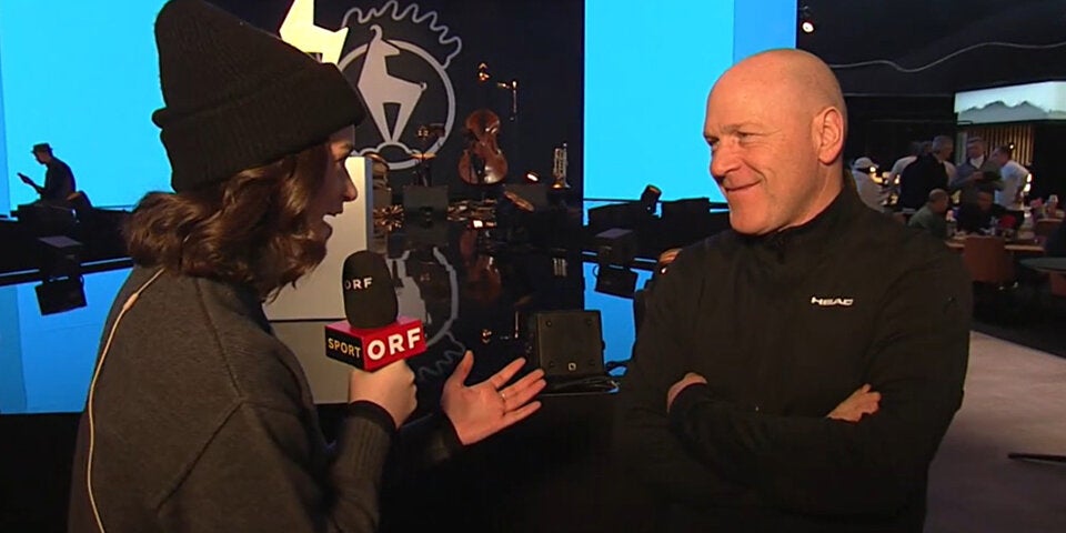 Schon wieder: "Dummi vom ORF" blamiert sich bei Kitz-Ikone