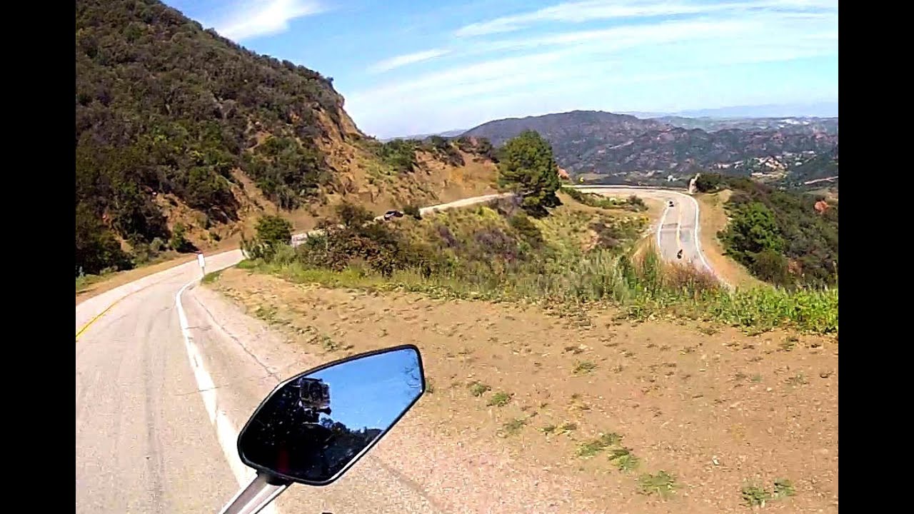 California cruisin' - part 2 - Mulholland Highway & The Rock Store