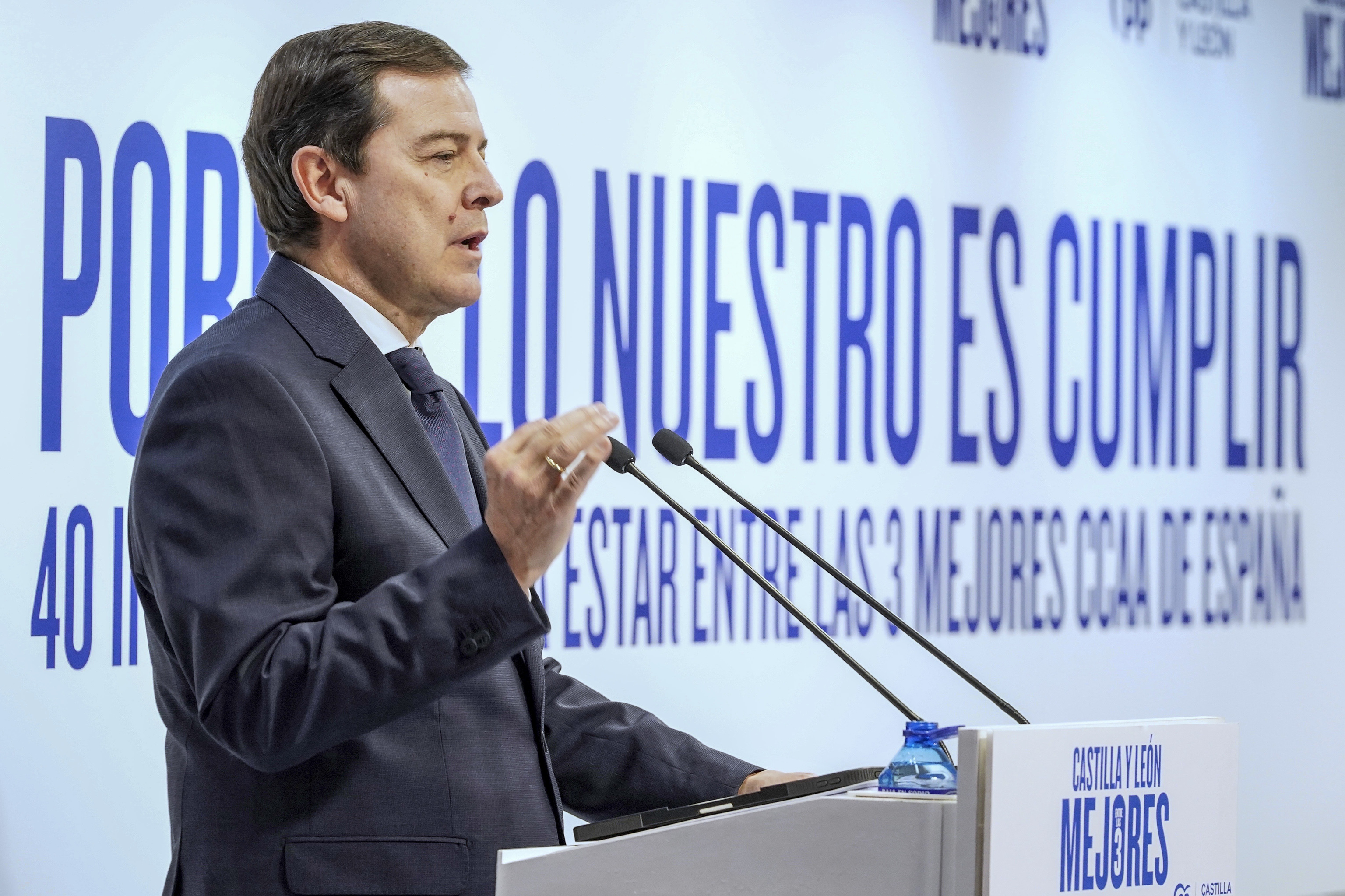 Mañueco aspira a gobernar en solitario y aleja un cara a cara con el ...