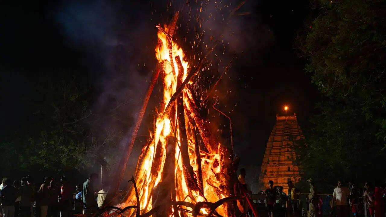 Holashtak 2026: When does Holashtak begin and why are the eight days ...