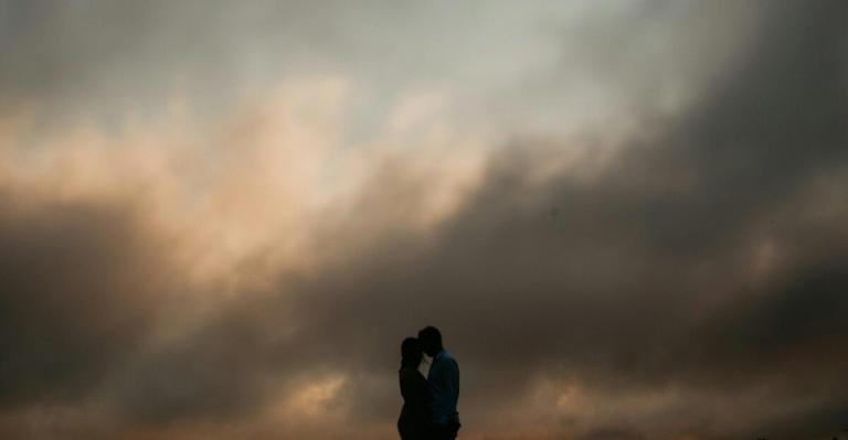 $25K lawsuit targets ex-Sen. Sinema over bodyguard affair and campaign ...