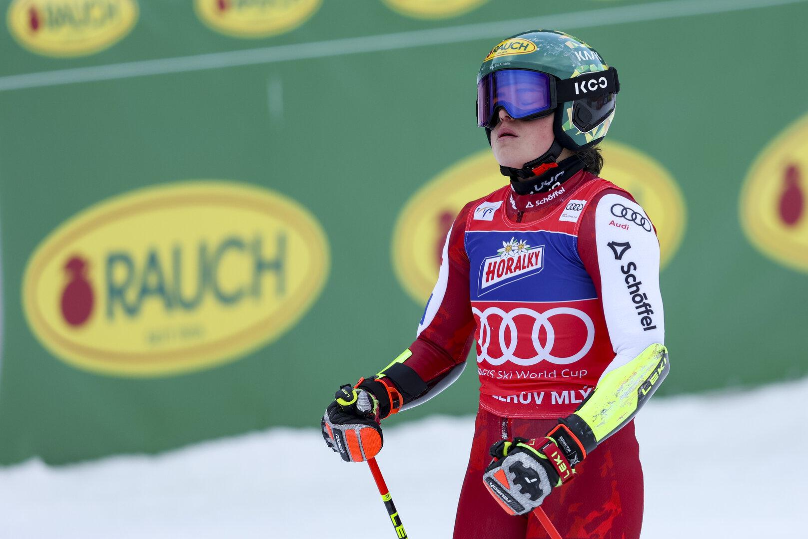 Bitter: ÖSV-Star Scheib rutscht auf dem Weg zum Podest aus