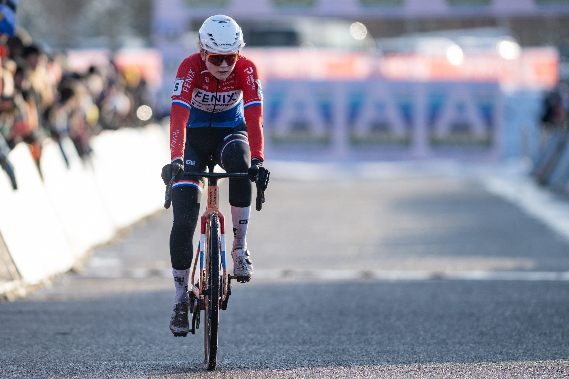 Puck Pieterse dazzles with big World Cup win prior to World ...