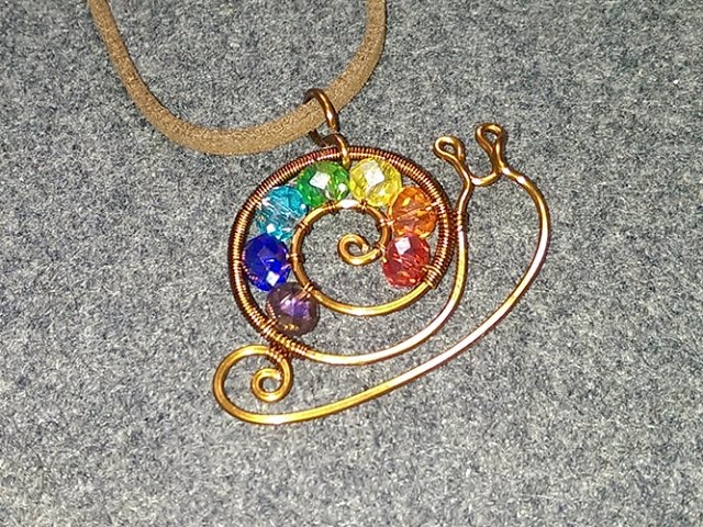Snail pendants with colorful crystal - DIY wire jewelry 179