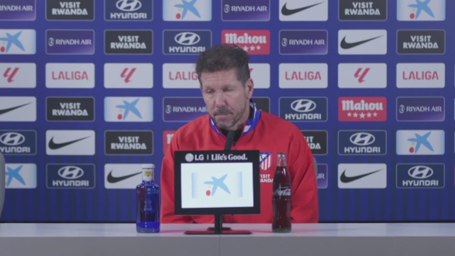 La pregunta sobre Julián Alvarez que indignó a Simeone: "¿En serio me ...