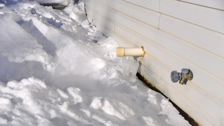 Plumbers warn: Do this before a freeze to protect your outdoor plumbing ...