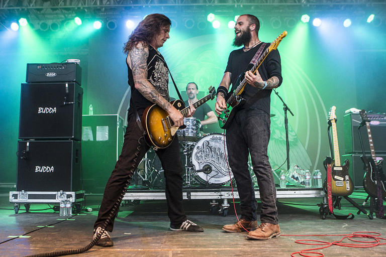 Baroness announces East Coast tour with Acid Bath