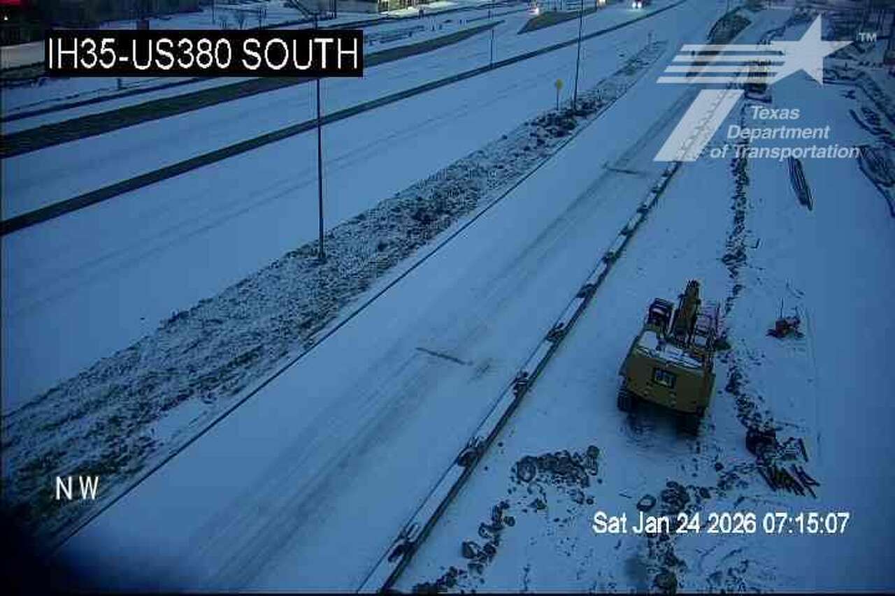 Ice storm warning in effect; power outages spread across North Texas