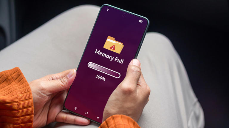 13 habits that can keep your smartphone running smoothly