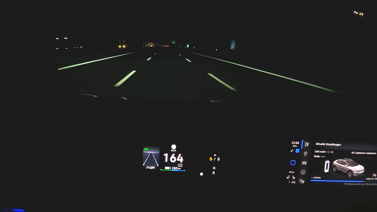 VW ID4 autobahn acceleration top speed battery range test