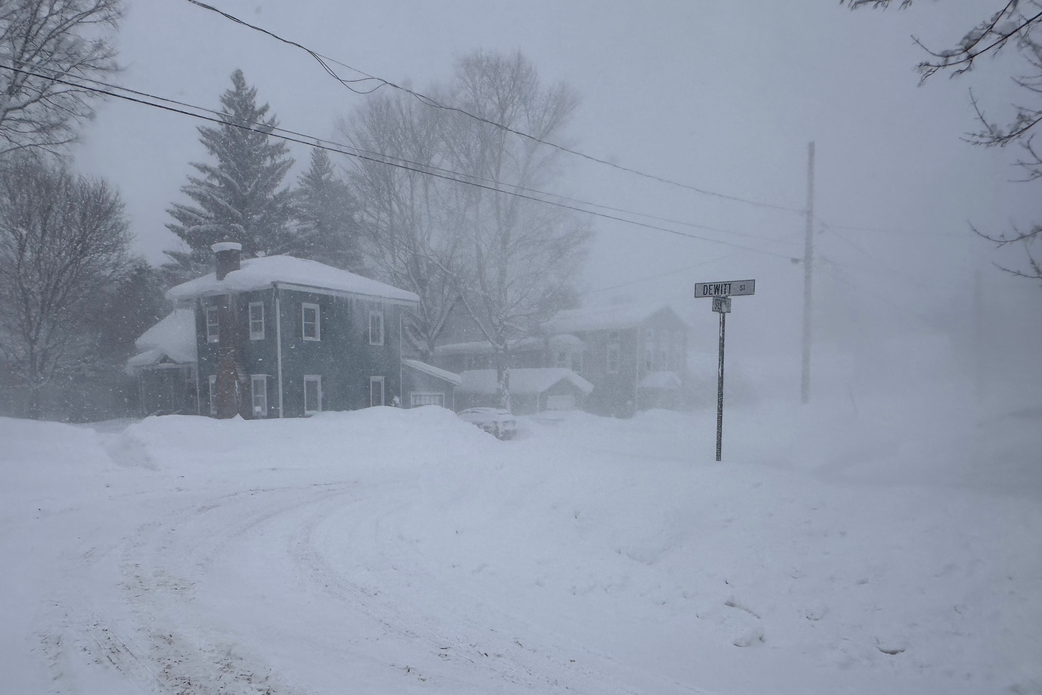 Over 8,000 flights cancelled as major winter storm bears down across US