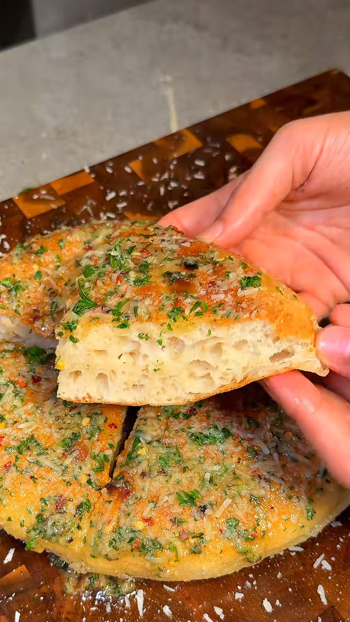 Easy pan-fried garlic focaccia