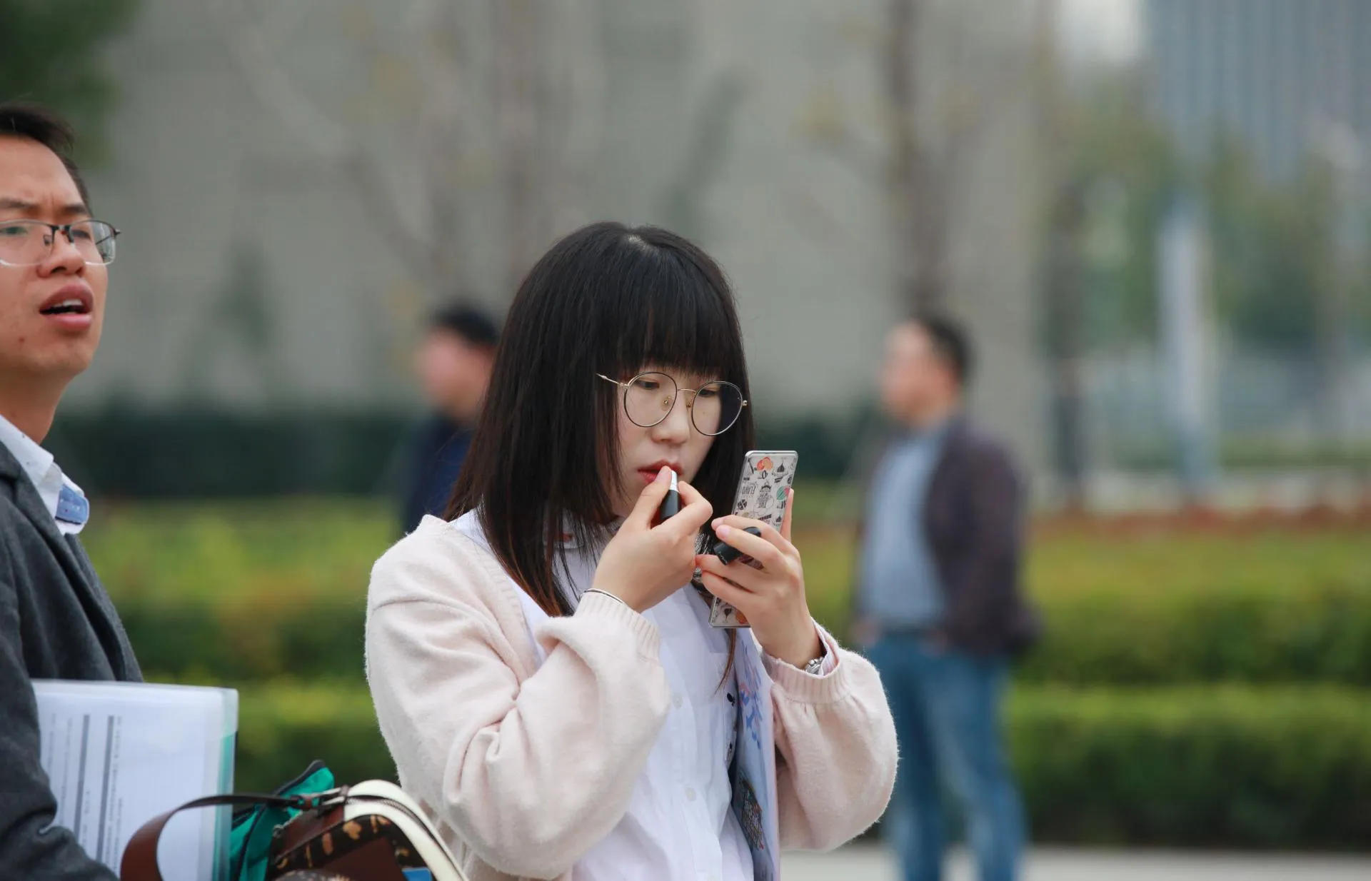 Mulheres chinesas mantêm beleza asiática em Lisboa mas preferem ...