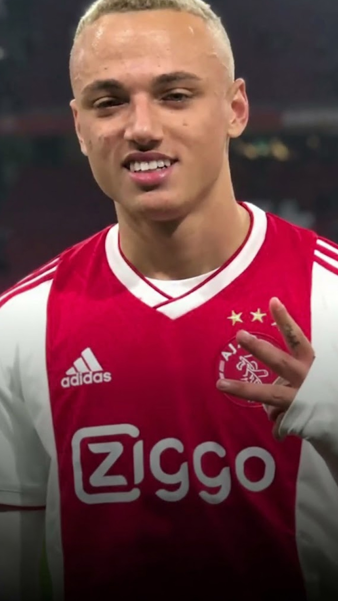 Noa Lang wil vertrekken bij PSV