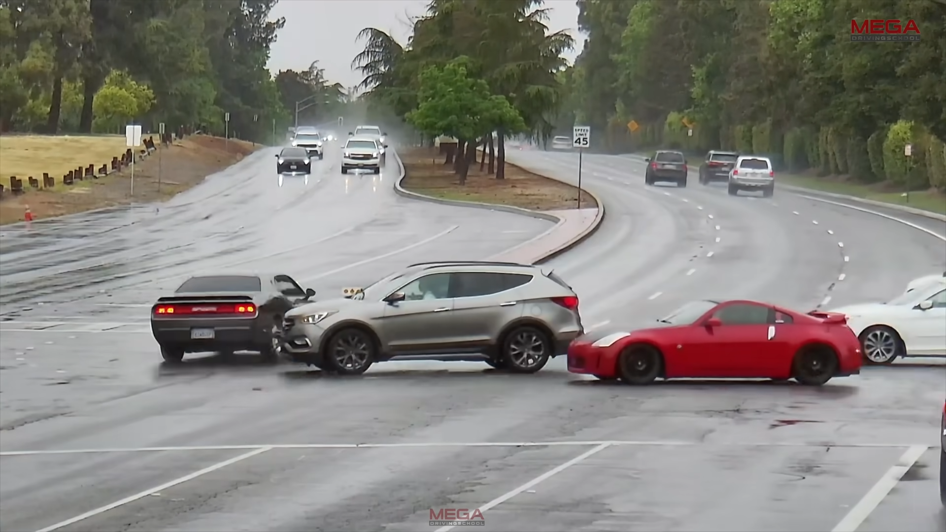 Drivers collide in sudden intersection car crash