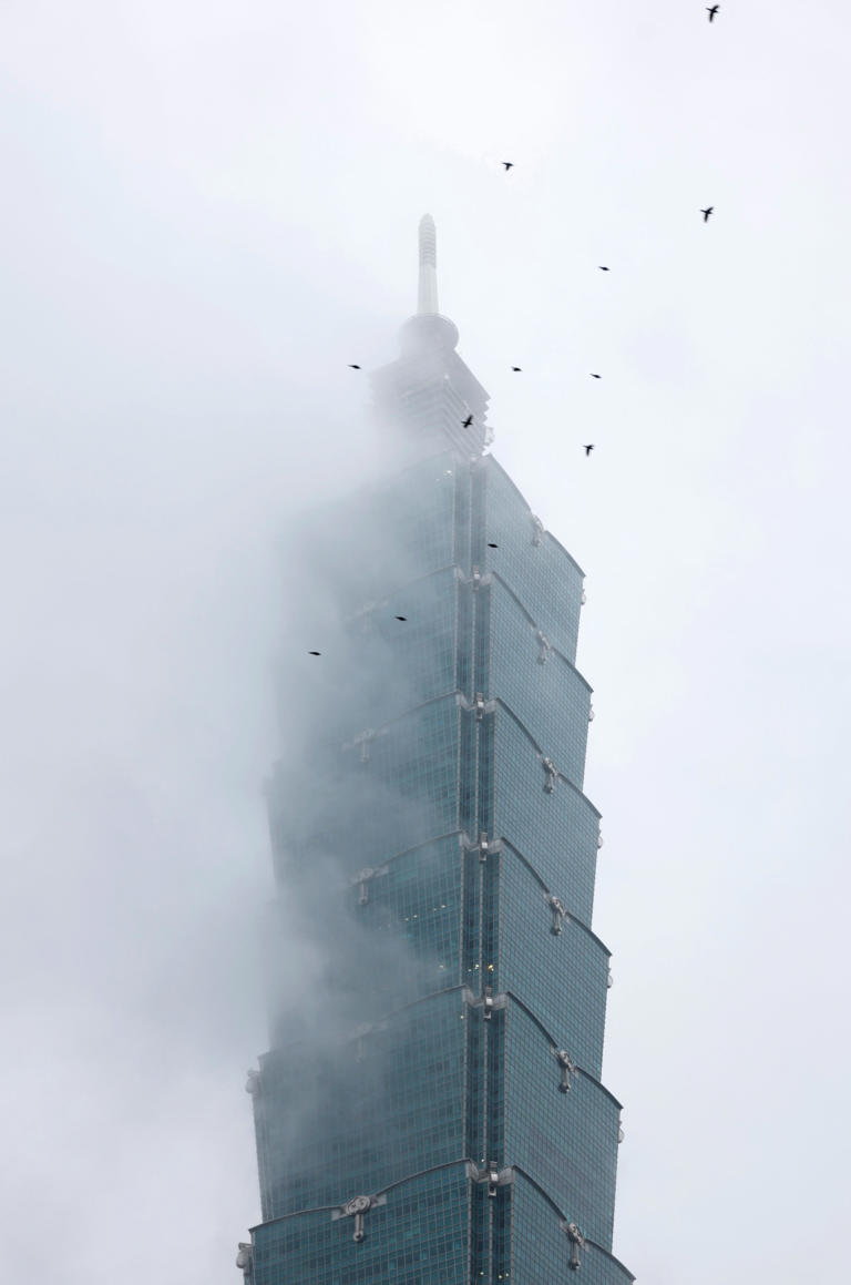 Netflix’s Skyscraper Live sees Alex Honnold triumph: updates