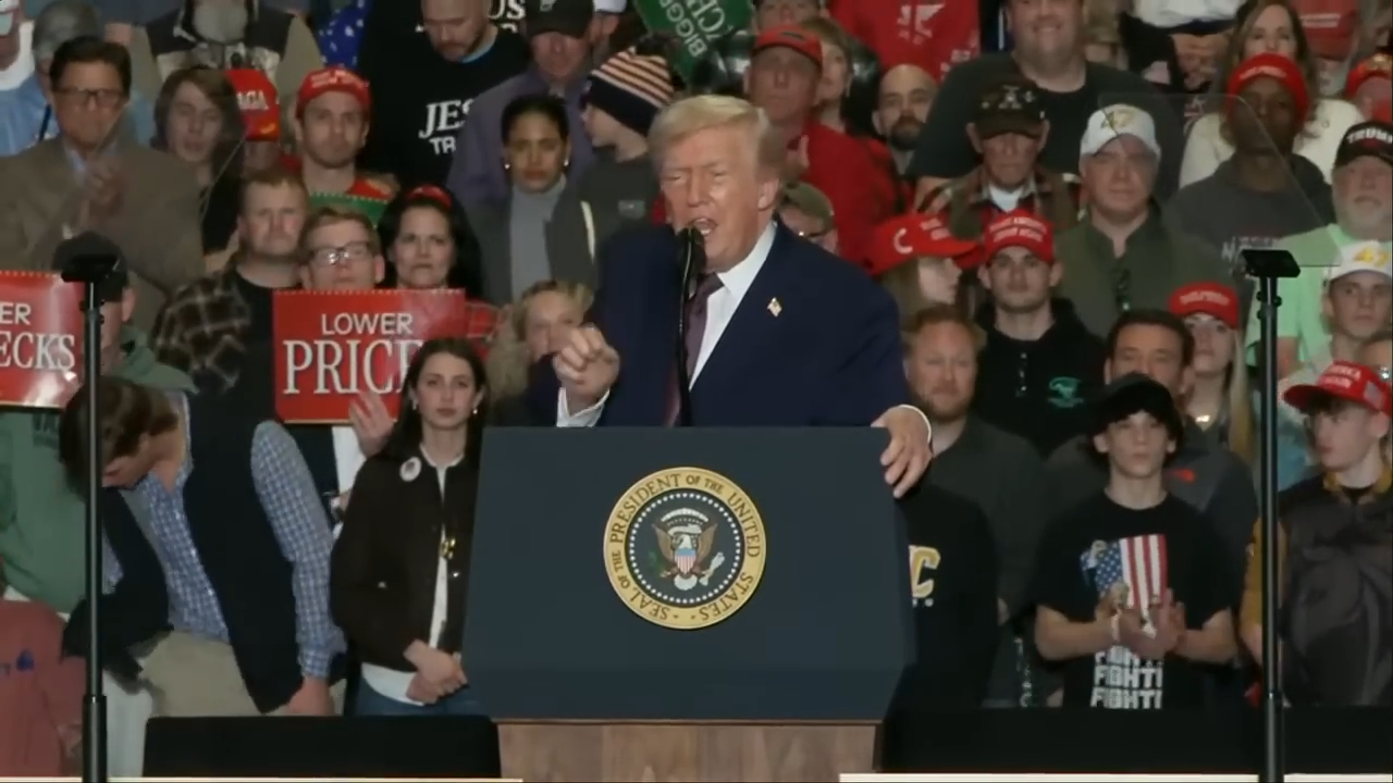 'Today we have 4.5% inflation': Trump makes a blunder, confuses himself ...