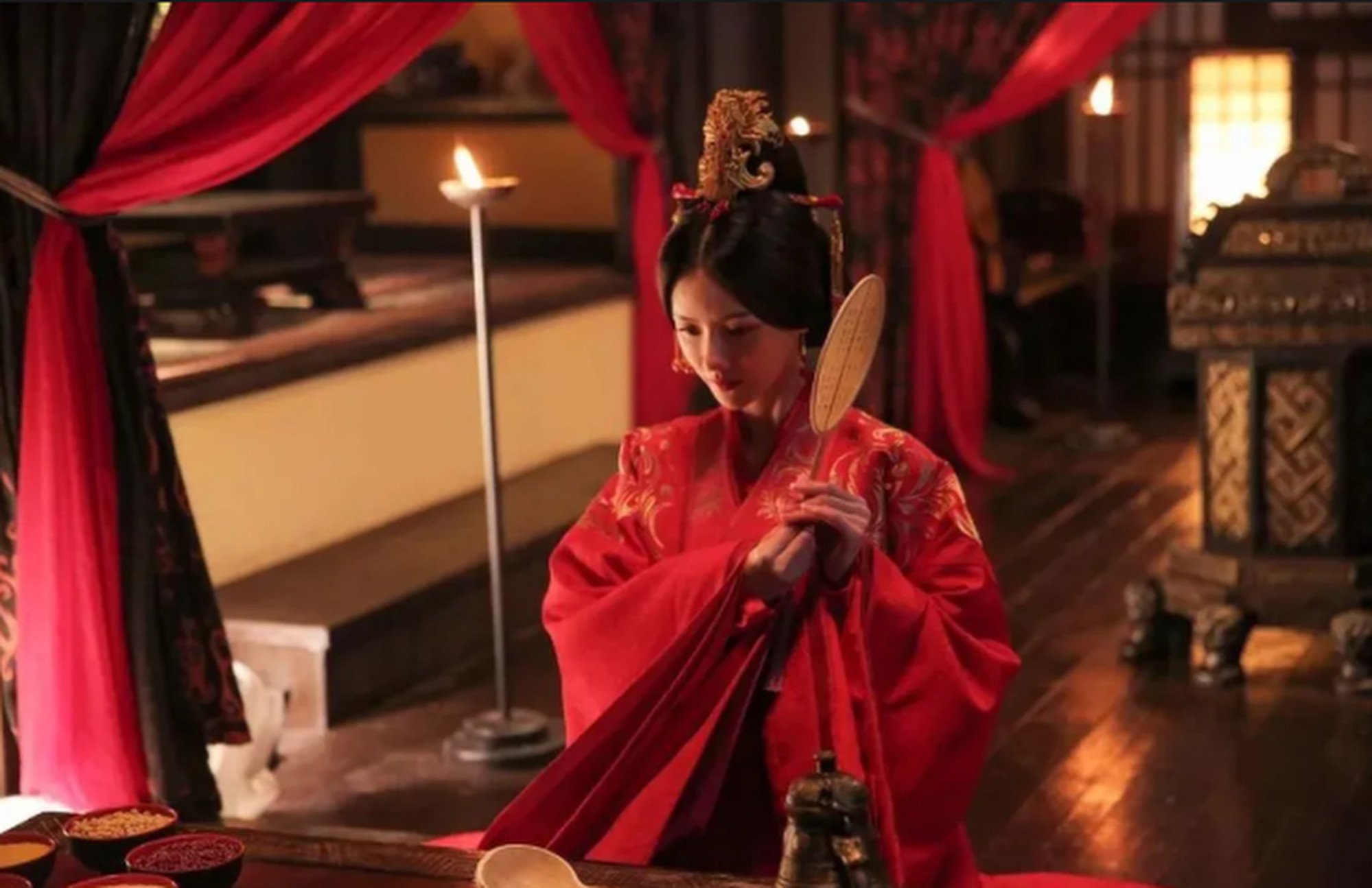 Why old China custom requires brides to bring 'toilet' or chamber pot ...