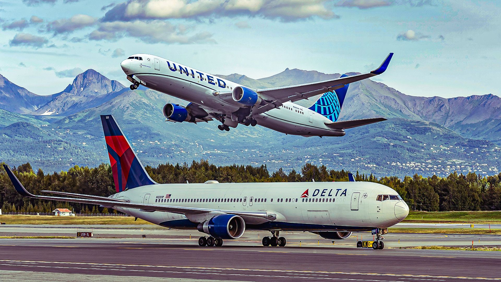 Delta Medallion vs. United Premier: Which status is easier to achieve?