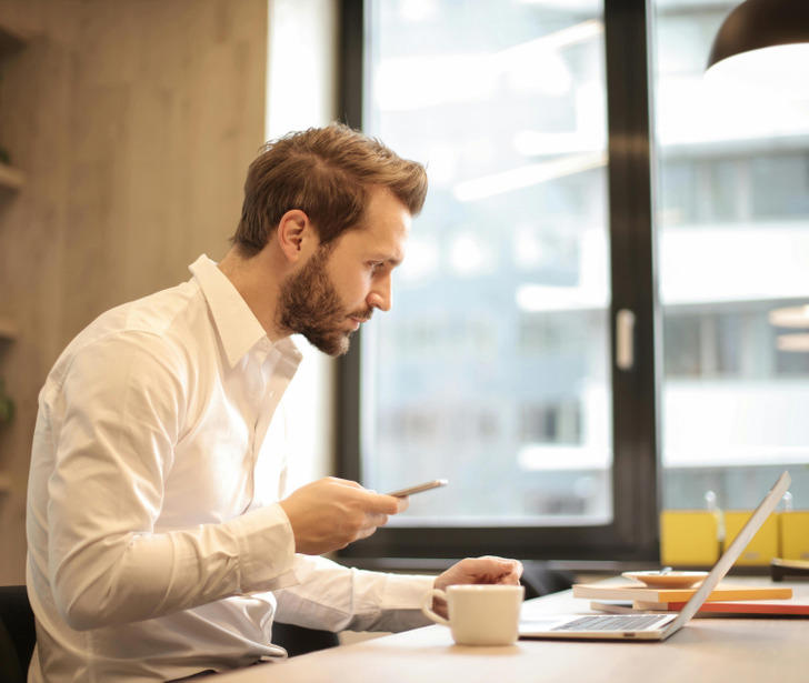 I refuse to pay for work trip expenses out of my own pocket—HR got involved