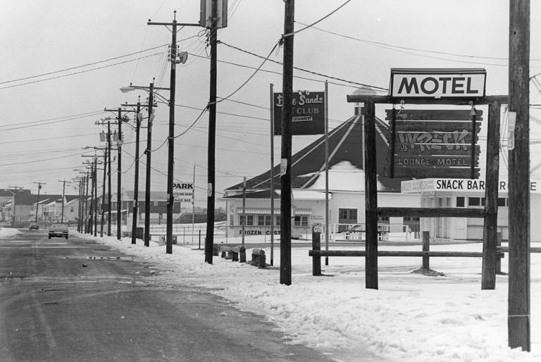 What to do in a winter power outage: 7 tips to stay safe